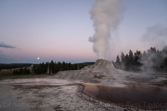Yellowstone & the Tetons… The Full Moon | nomadruss in words and photos